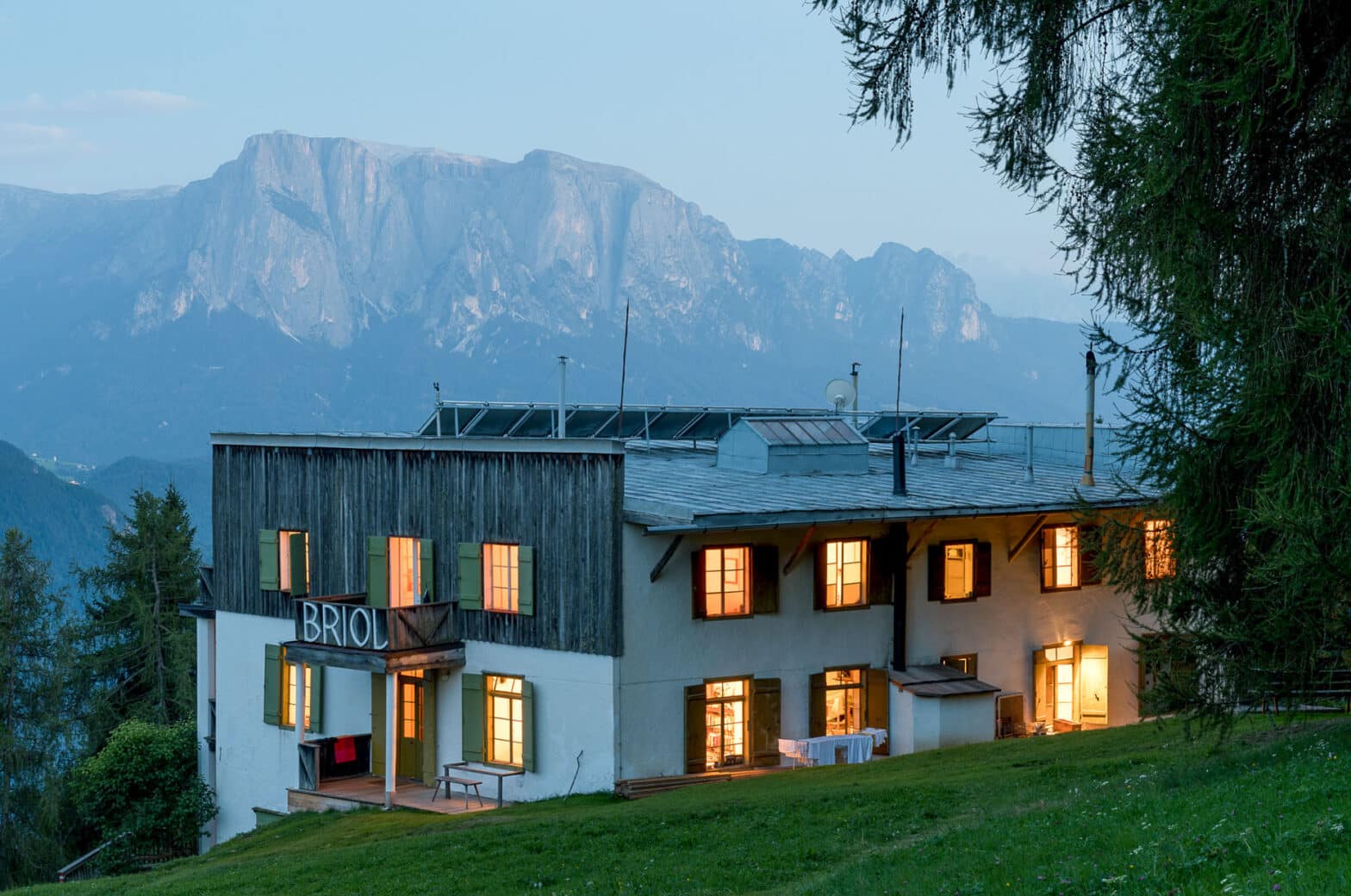 Pension Briol in South Tyrol, Dreikirchen, Barbian | holidayarchitecture