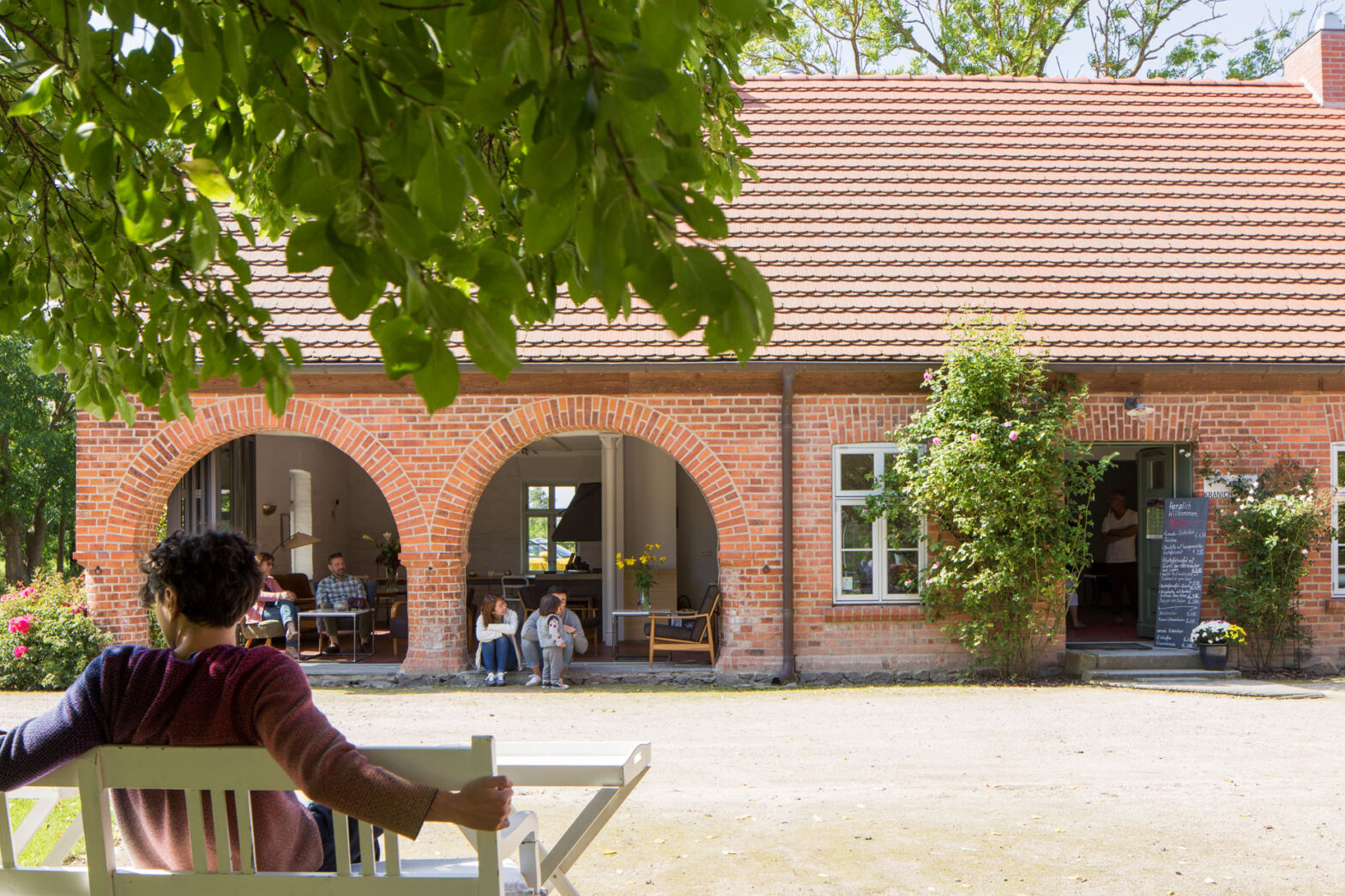 SPACE: Kranich Hotel in Hessenburg (Mecklenburg-Vorpommern ...