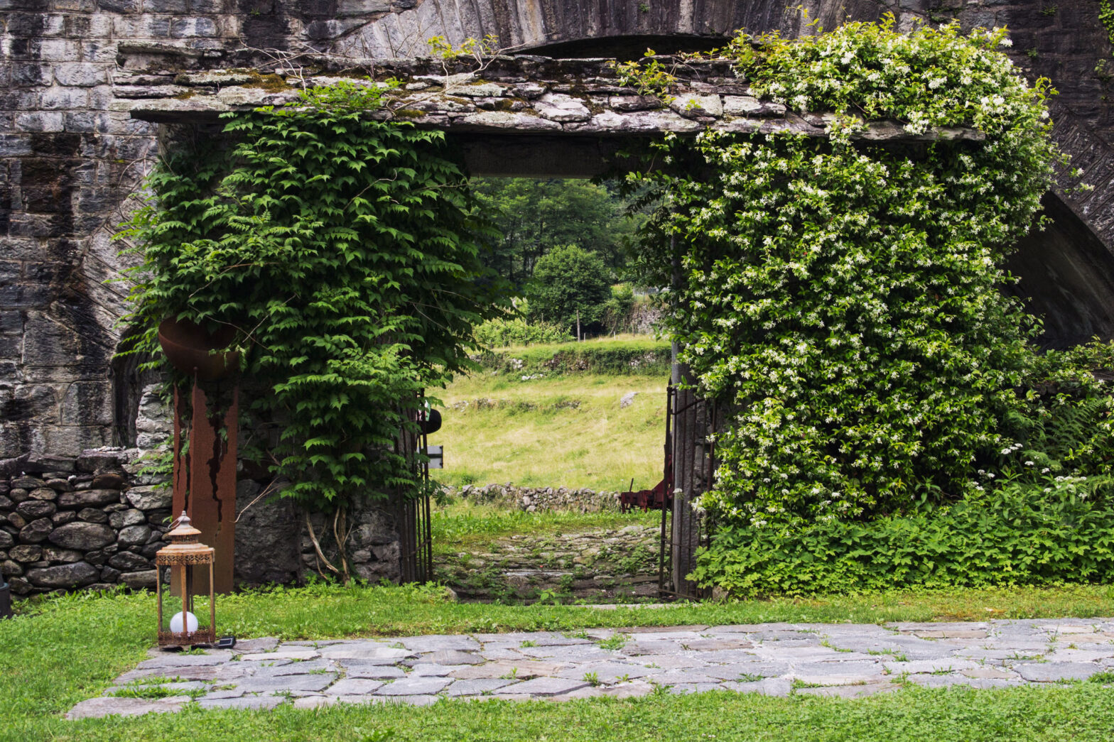 Casa Martinelli in Ticino, Maggia | holidayarchitecture