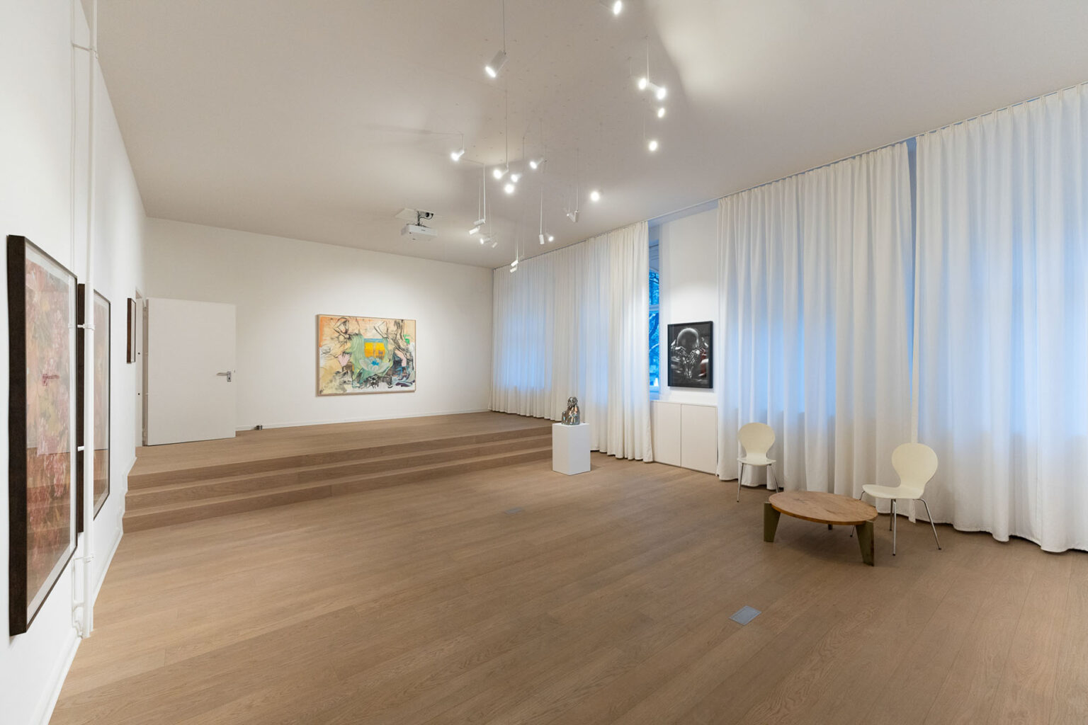 SPACE: Amtsalon in | holidayarchitecture