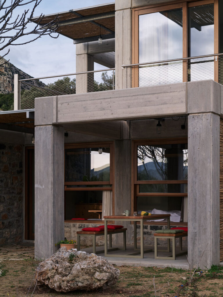 Meraki Studios in Crete, Kissos | holidayarchitecture